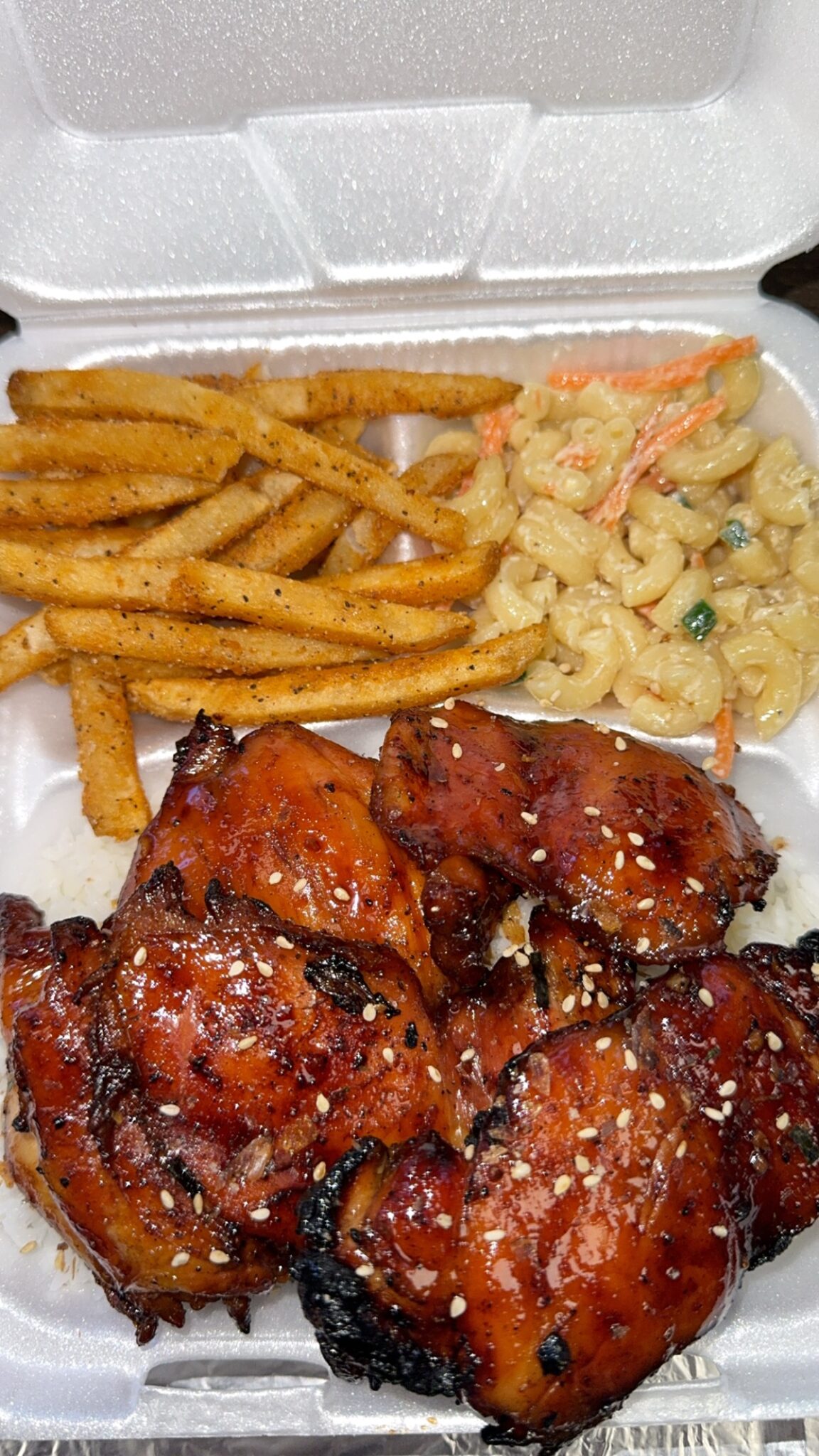 Wavez Food – Hawaiian-Cajuan Grill